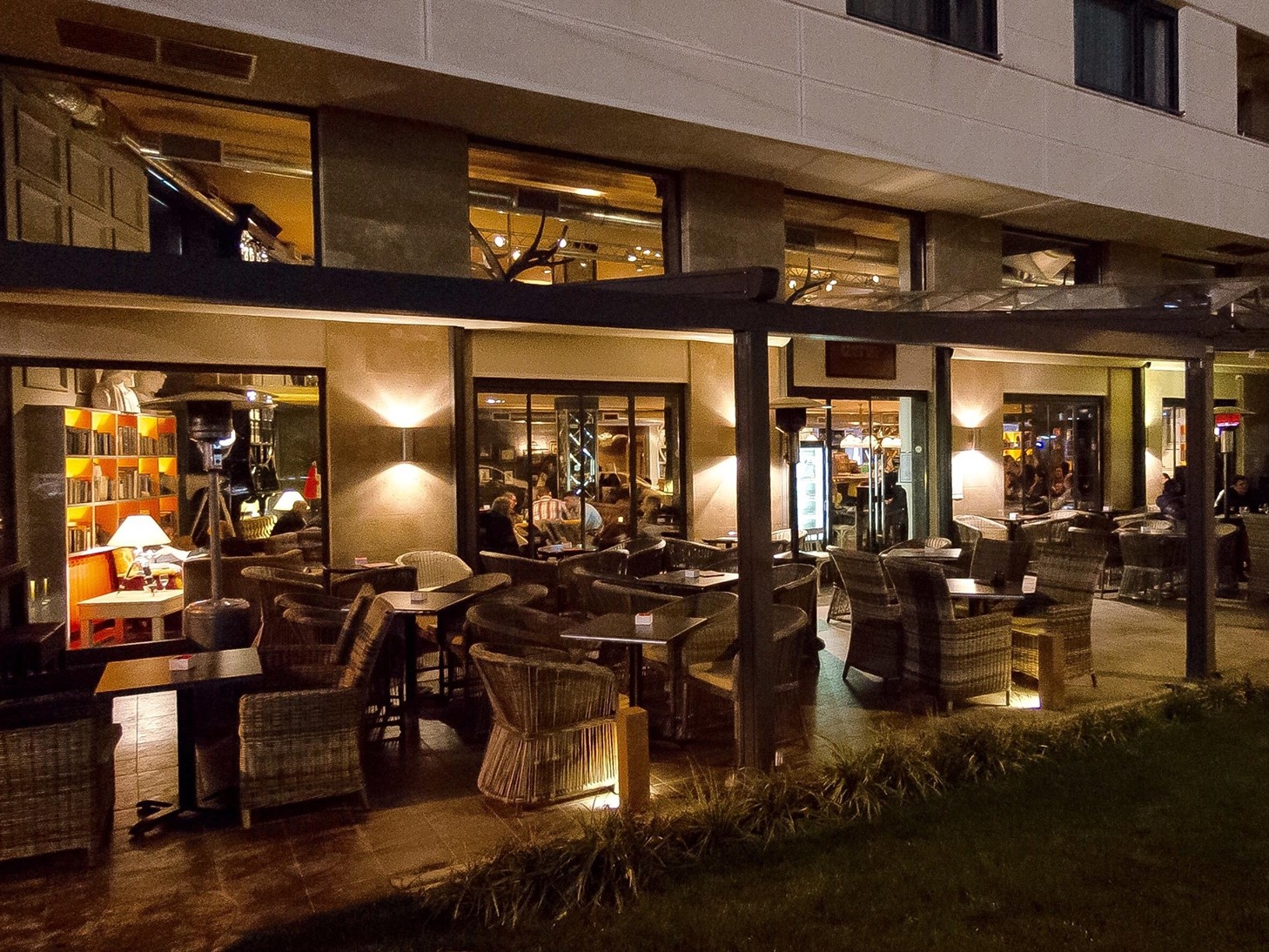 Ceger (Nightlife, Bars, Bistros) - BGfoodies